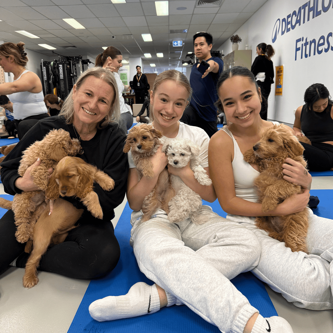Puppy Yoga Sydney CBD - Wynyard | Doga Sydney 🐶🧘‍♀️
